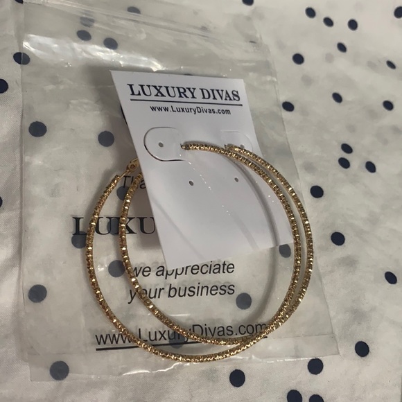 Jewelry | Luxury Divas Gold Metal Hoop Earrings Brand New | Poshmark